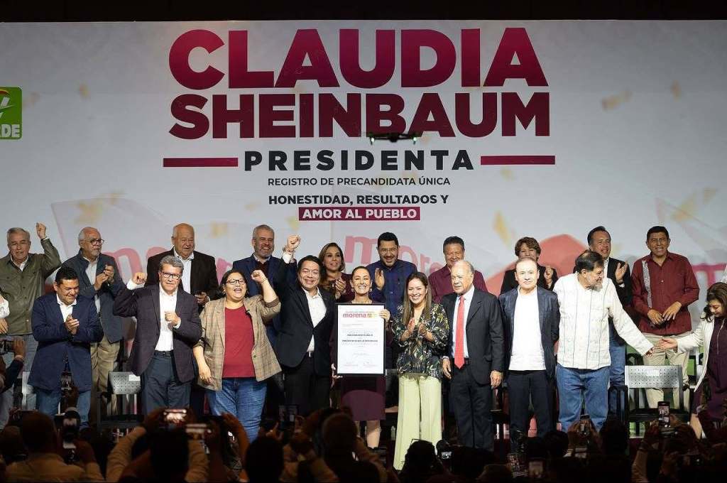 Entregan a Claudia Sheinbaum constancia como precandidata para la ...
