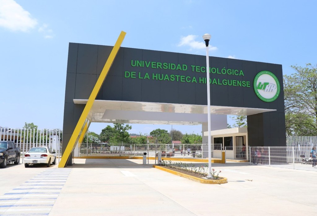 Capacita UTHH a estudiantes sobre transformación digital de empresas ...