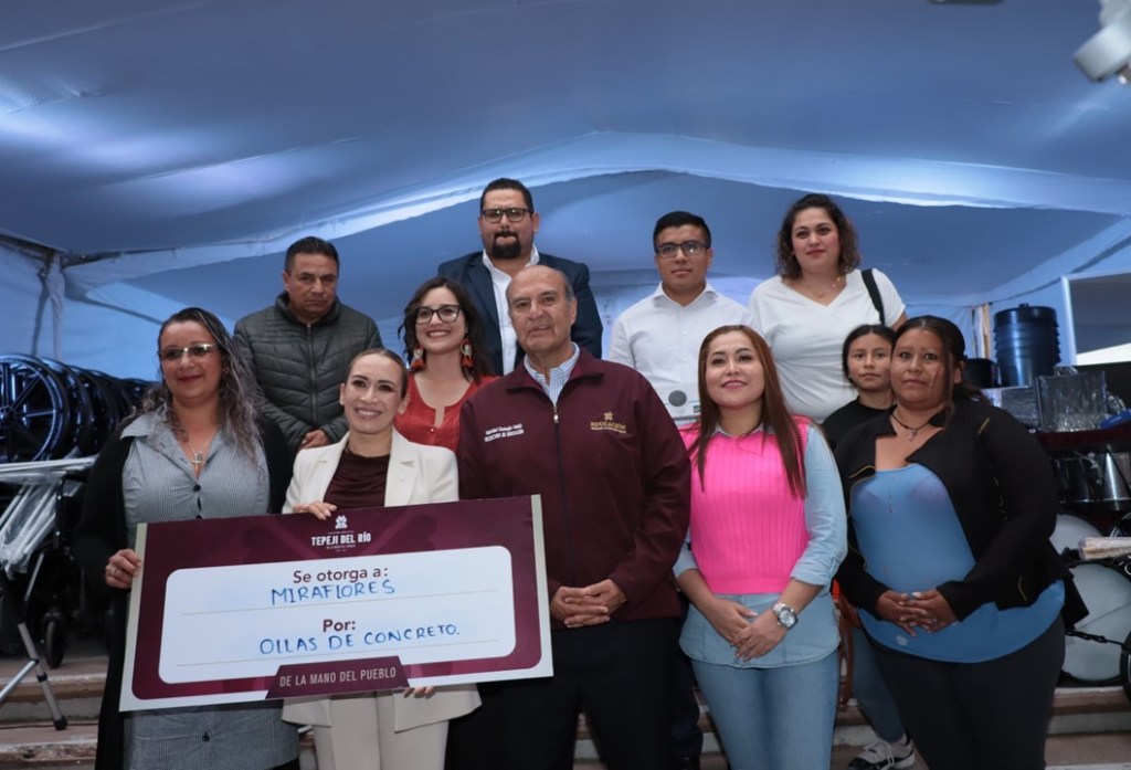 Natividad Castrejón acompañó a la presidenta de Tepeji del Río en la ...